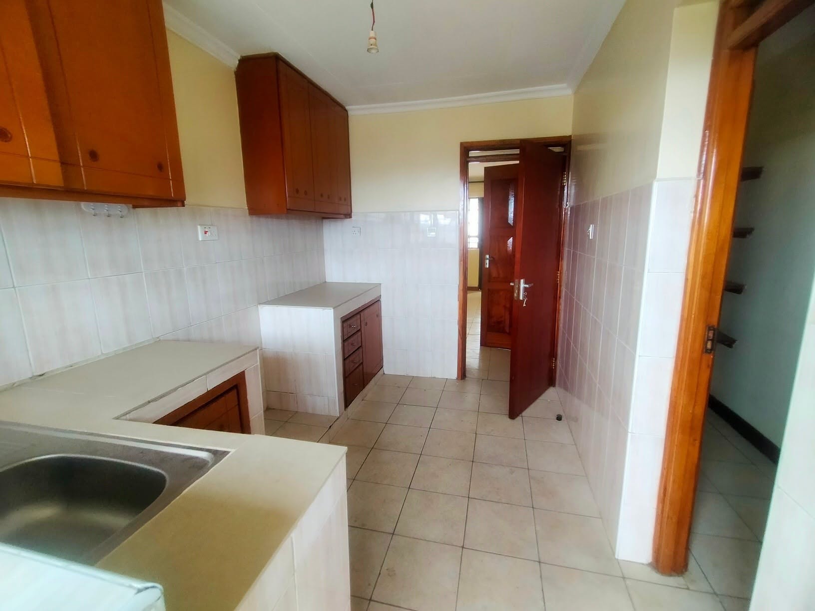 SPACIOUS 3 BEDROOM APARTMENT TO LET IN LANG'ATA - Propscout